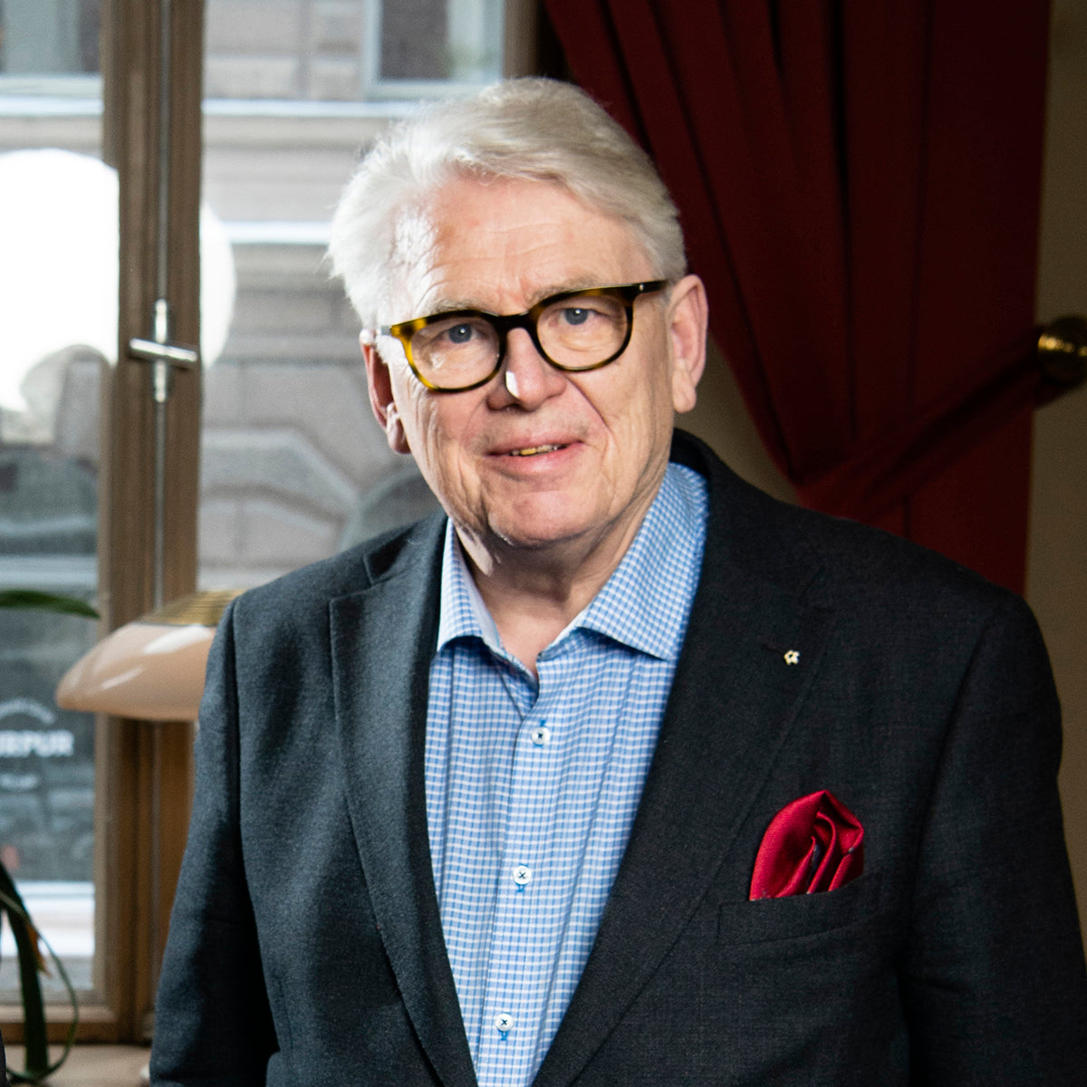 Lasse Lehtinen -kirjat – kirja.fi